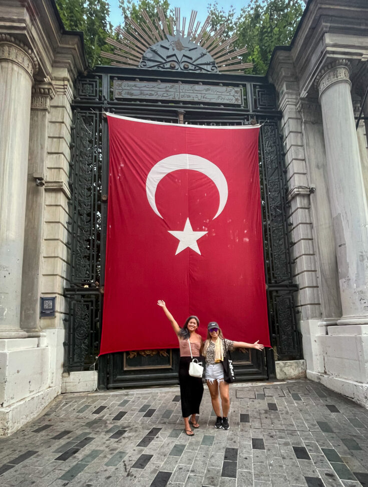 Istanbul Travel Guide | What to See, Do and Eat - Schimiggy Reviews